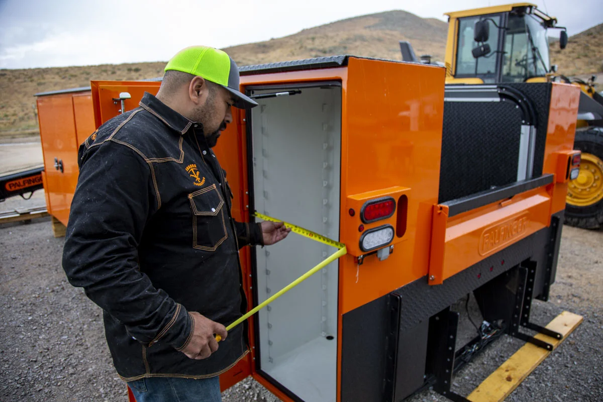 Blog - The Ultimate Service Truck Toolbox